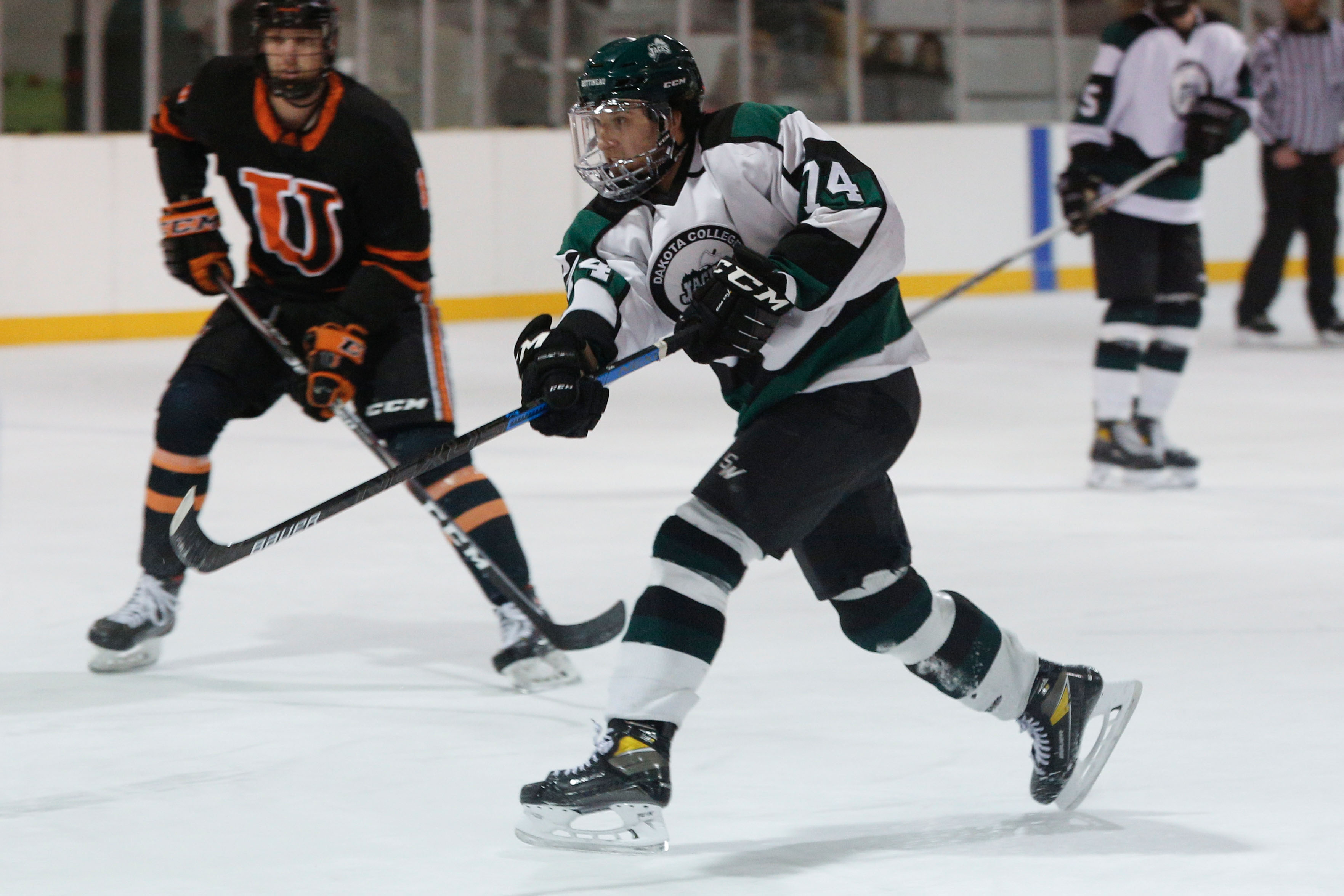 Photography :: Dakota College at Bottineau