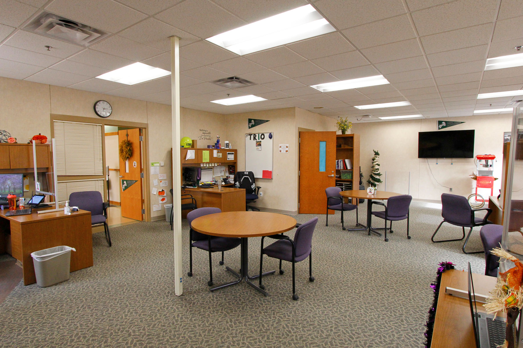 Thatcher Hall Tour :: Dakota College at Bottineau